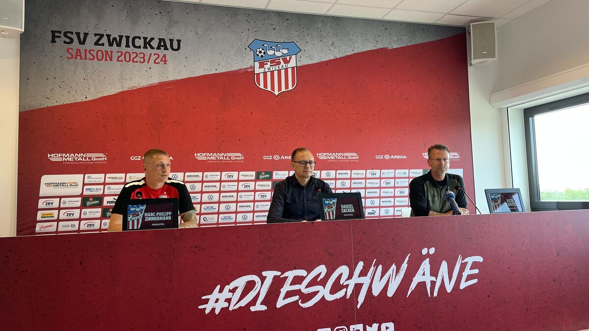 FSV-Trainer Schmitt: "Die Jungs haben Treibstoff!" - Antenne Sachsen